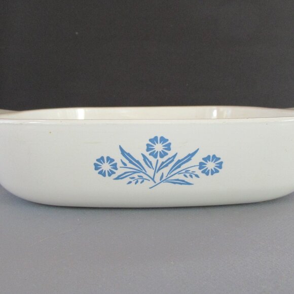 Corningware | Dining | Corning Ware Casserole Dish Cornflower Sq ...